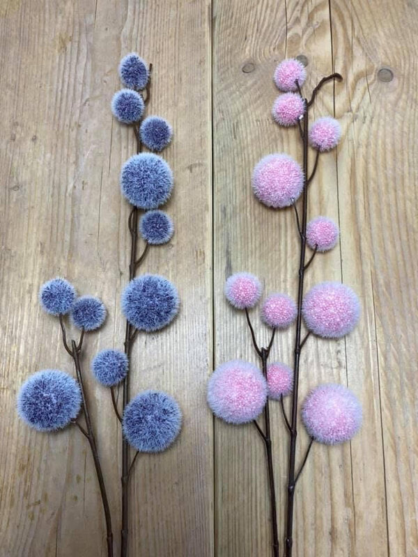 Pom Pom Stem – Beau and Brooke